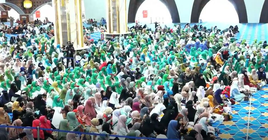 Parade Tausiah Meriahkan Milad I Masjid Raya Al Jabbar » Masjid Raya Al ...